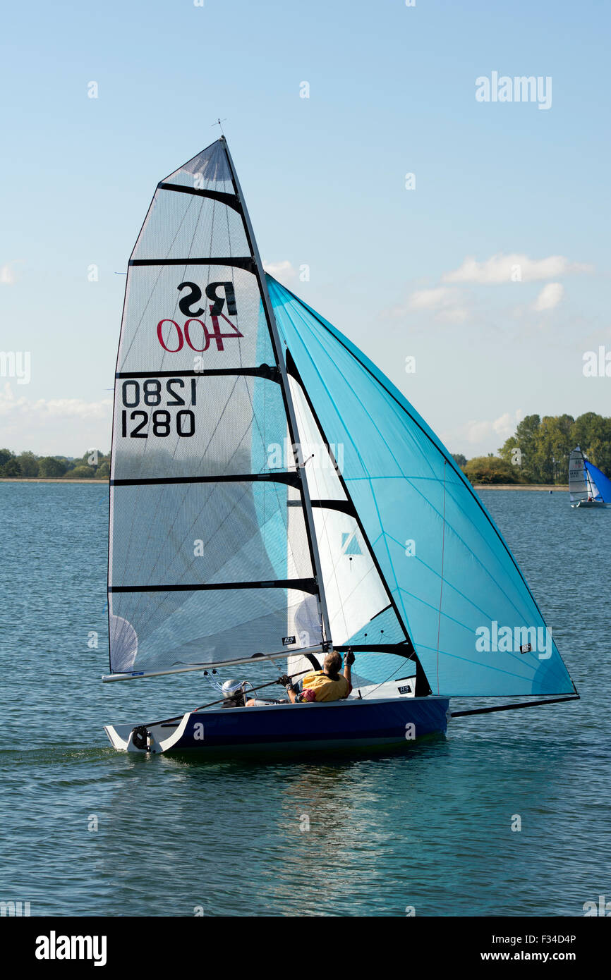 Sailing on Farmoor Reservoir, Oxfordshire, England, UK Stock Photo - Alamy