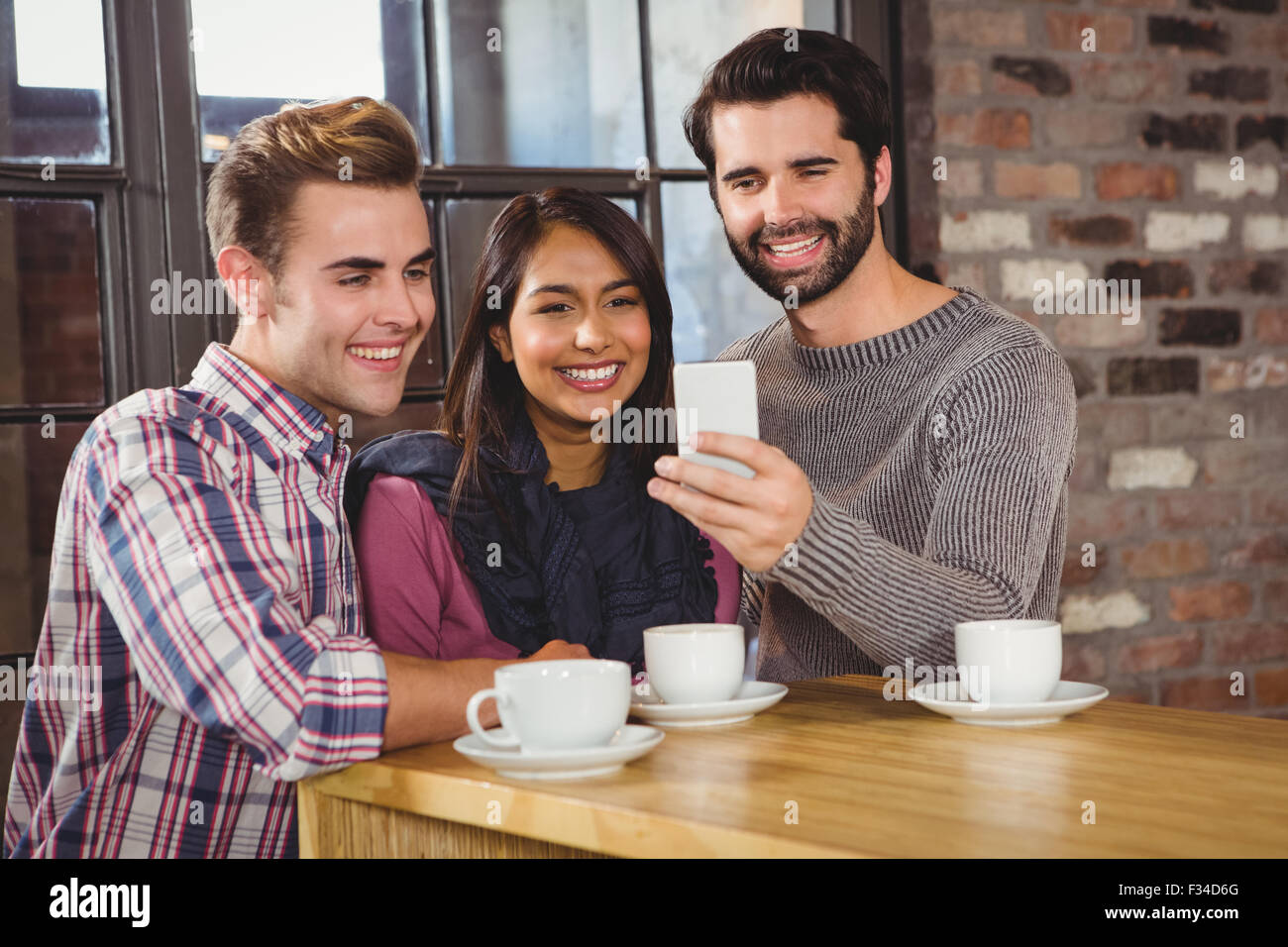 Group selfies hi-res stock photography and images - Alamy