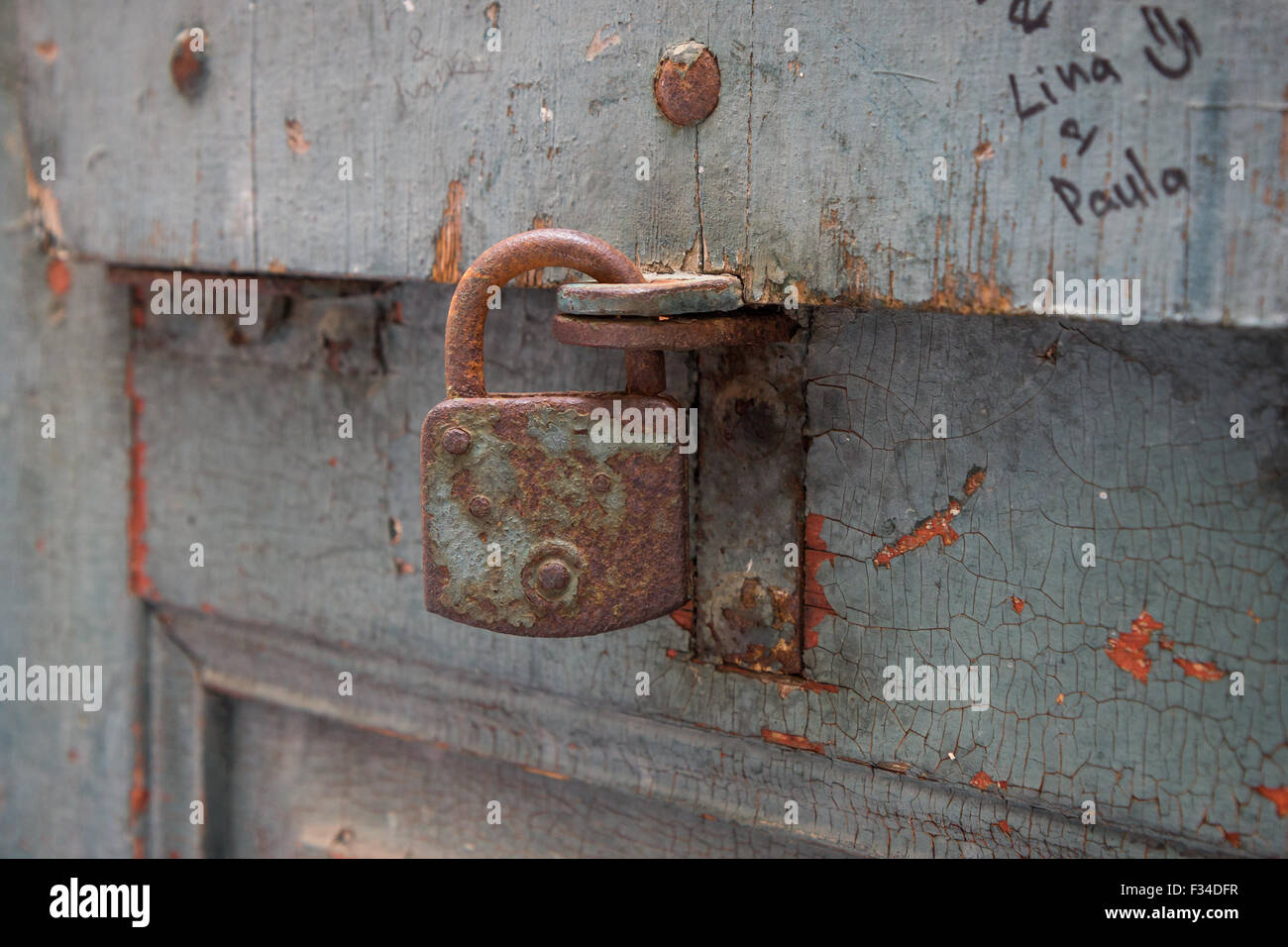 Old lock on a wall High Resolution Stock Photography and Images - Alamy