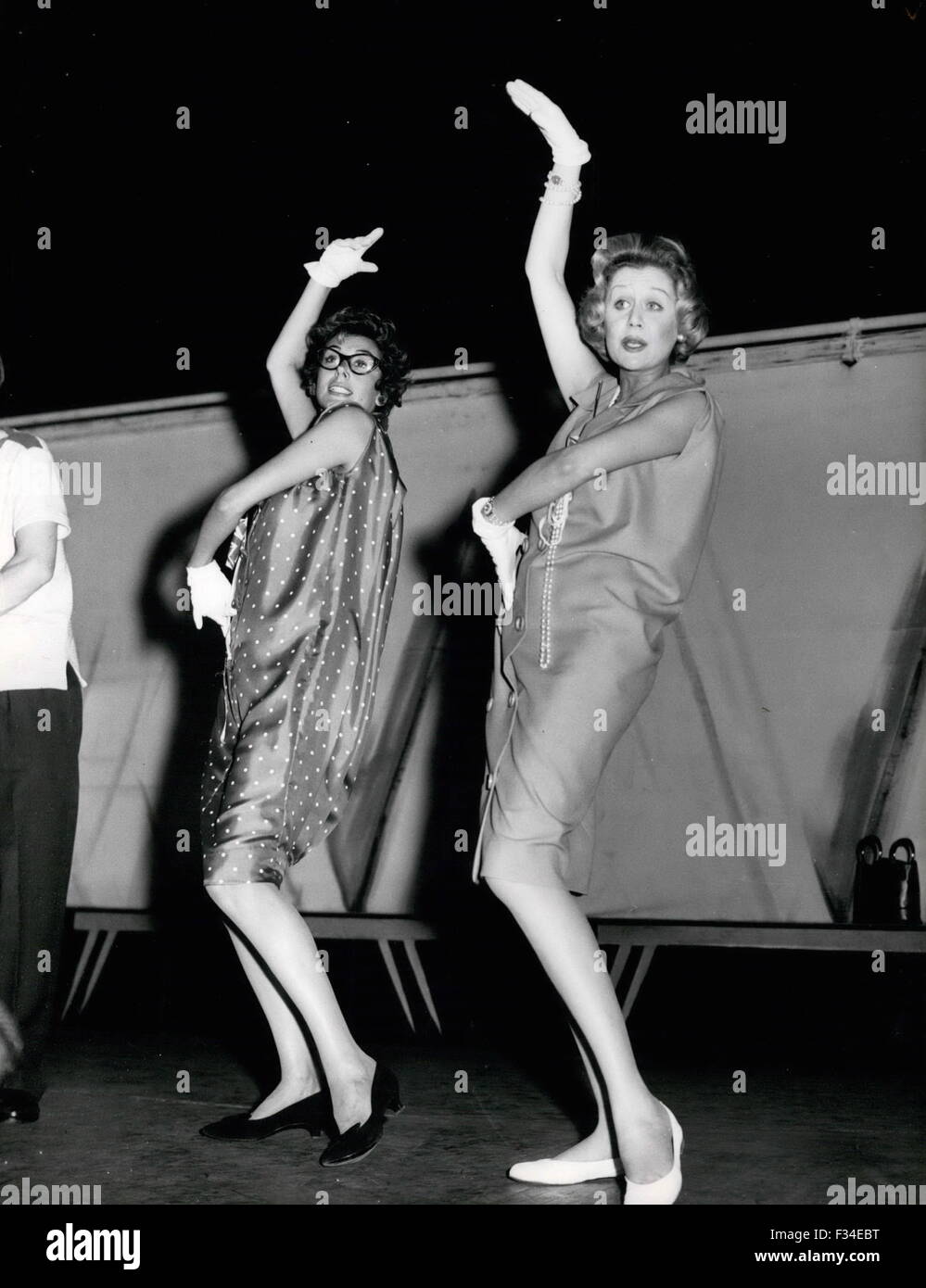 Dec. 21, 1976 - Rehearsals for ''Night of a 100 stars''. Photo shows ...