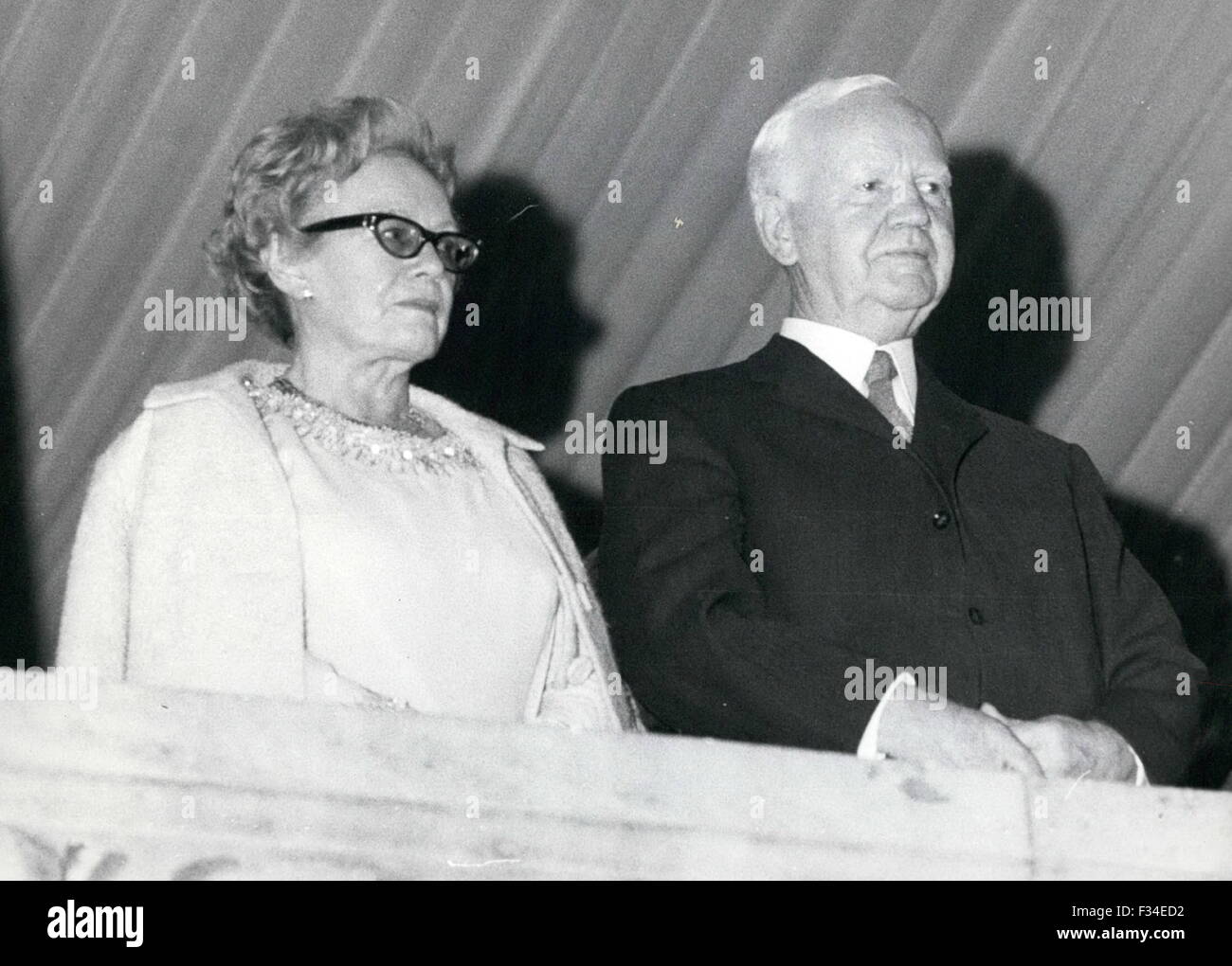 Mr. 26th Dec, 1976. '' B under president '' Heinrich Lubke with his ...