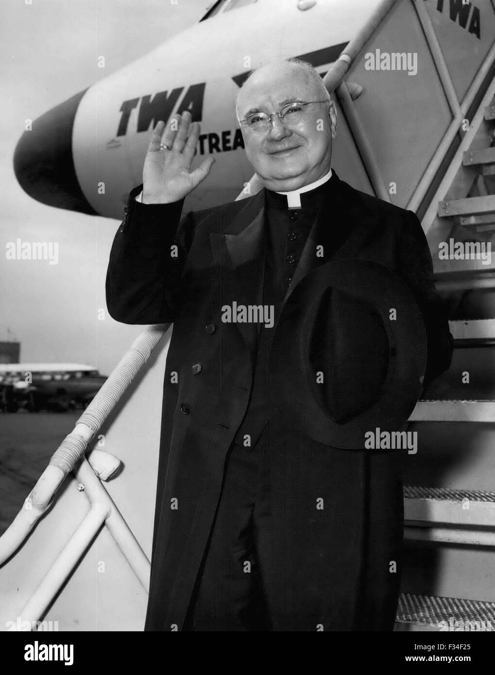 Francis Cardinal Spellman boards TWA Jetstream Flight to Rome here ...