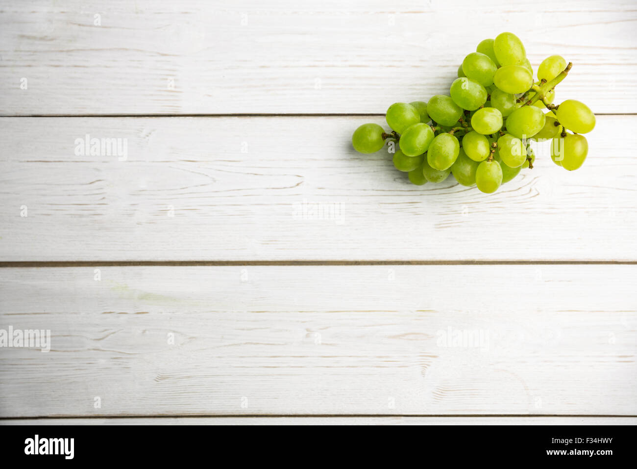 Grapes table hi-res stock photography and images - Alamy