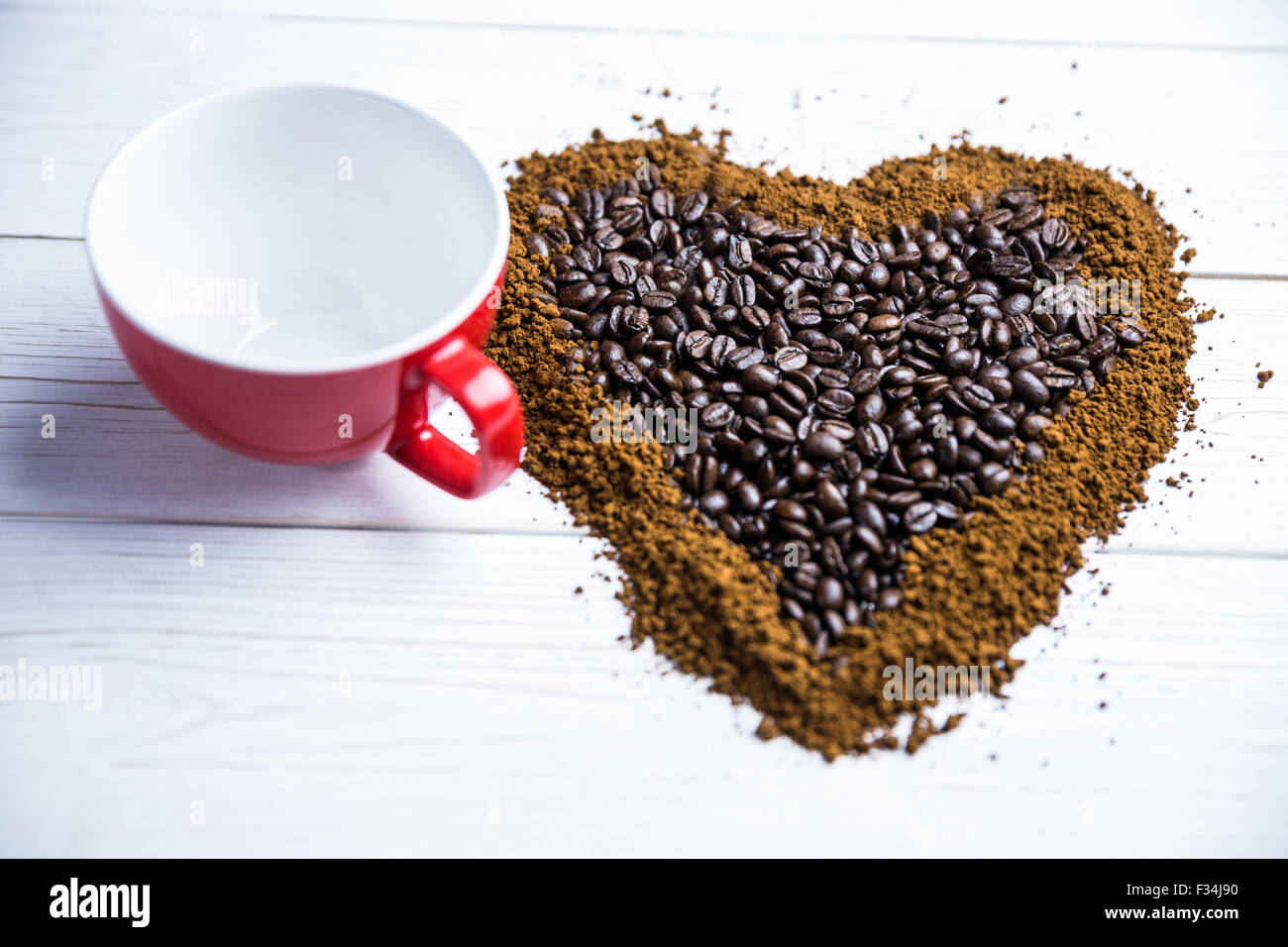 Heart shape in cup hi-res stock photography and images - Alamy