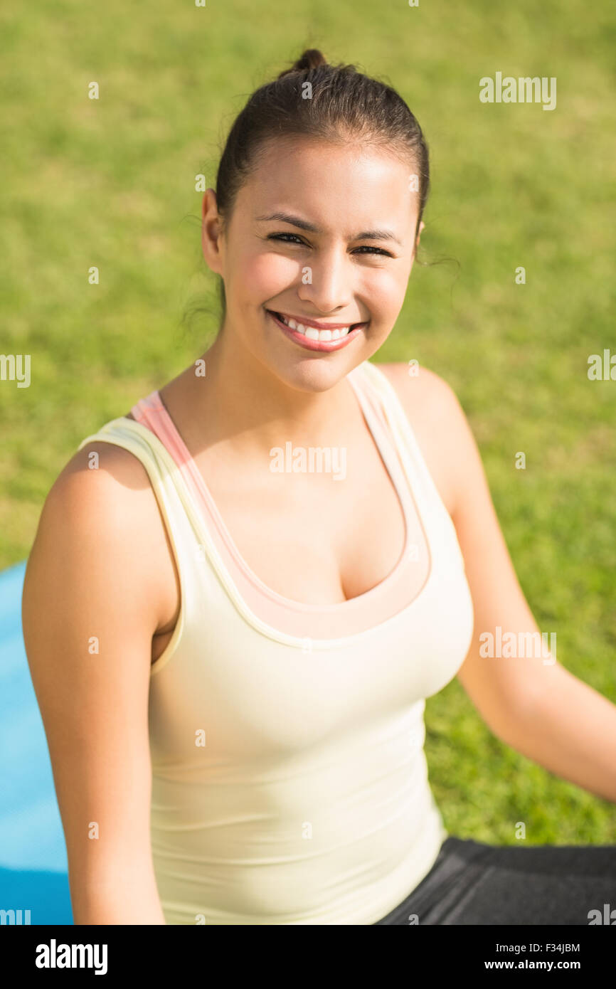 Fit looking woman smiling hi-res stock photography and images - Alamy