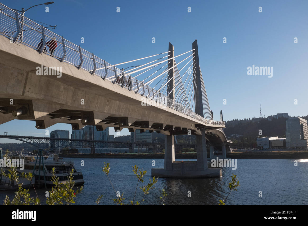 Portland bridges river hi-res stock photography and images - Alamy