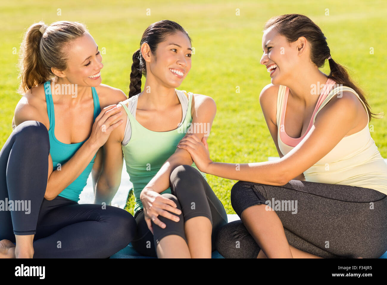 Women chatting hi-res stock photography and images - Alamy