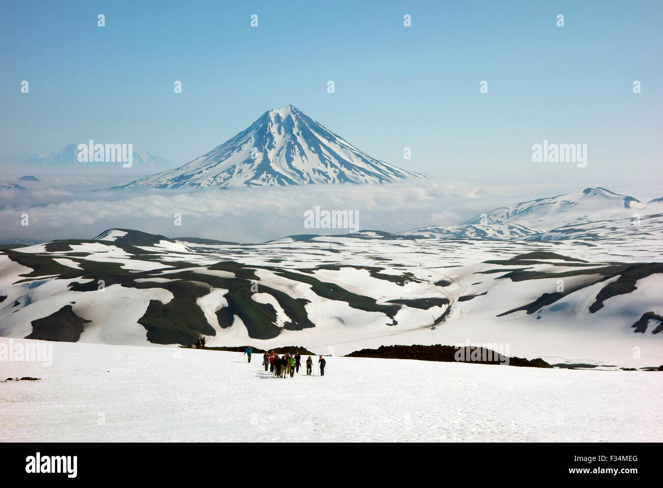 Beautiful view of Vilyuchinsky volcano and Koryaksky and Avacha ...