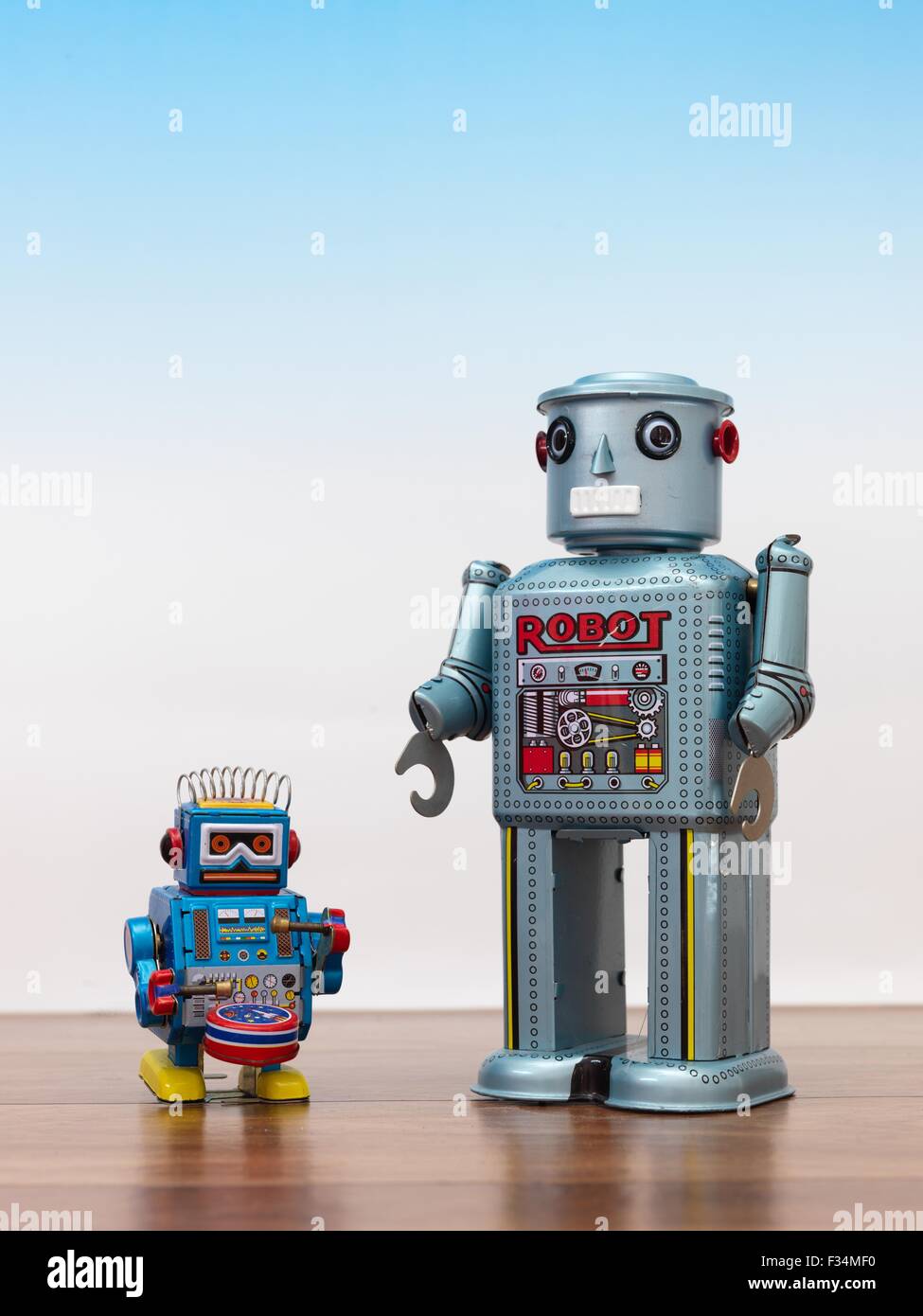 Close up shot humanoid robot hi-res stock photography and images - Alamy