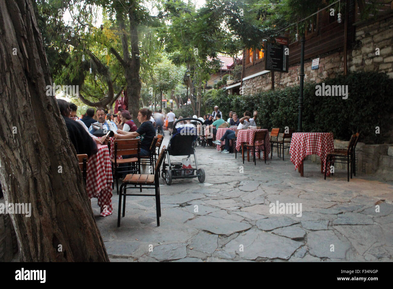Pierre loti cafe istanbul hi-res stock photography and images - Alamy