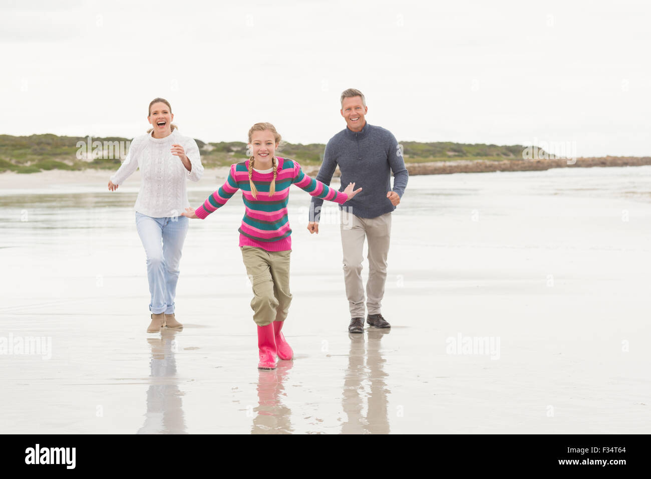 Man chasing woman hi-res stock photography and images - Alamy