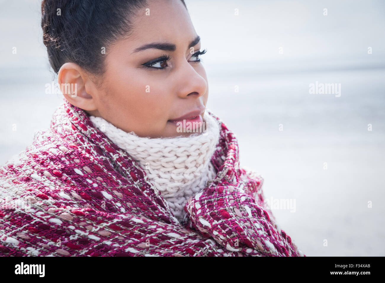 Wrapped up warm hi-res stock photography and images - Alamy