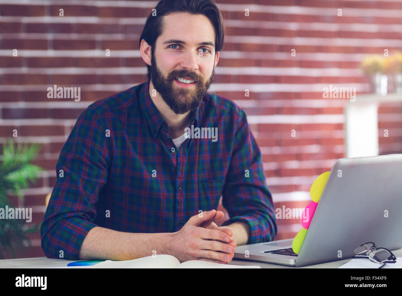 Creative editor hi-res stock photography and images - Alamy