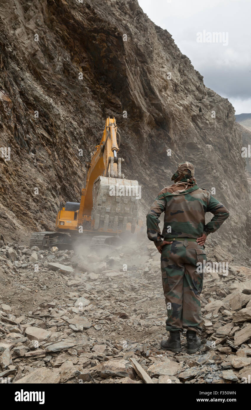 Border roads organization hi-res stock photography and images - Alamy