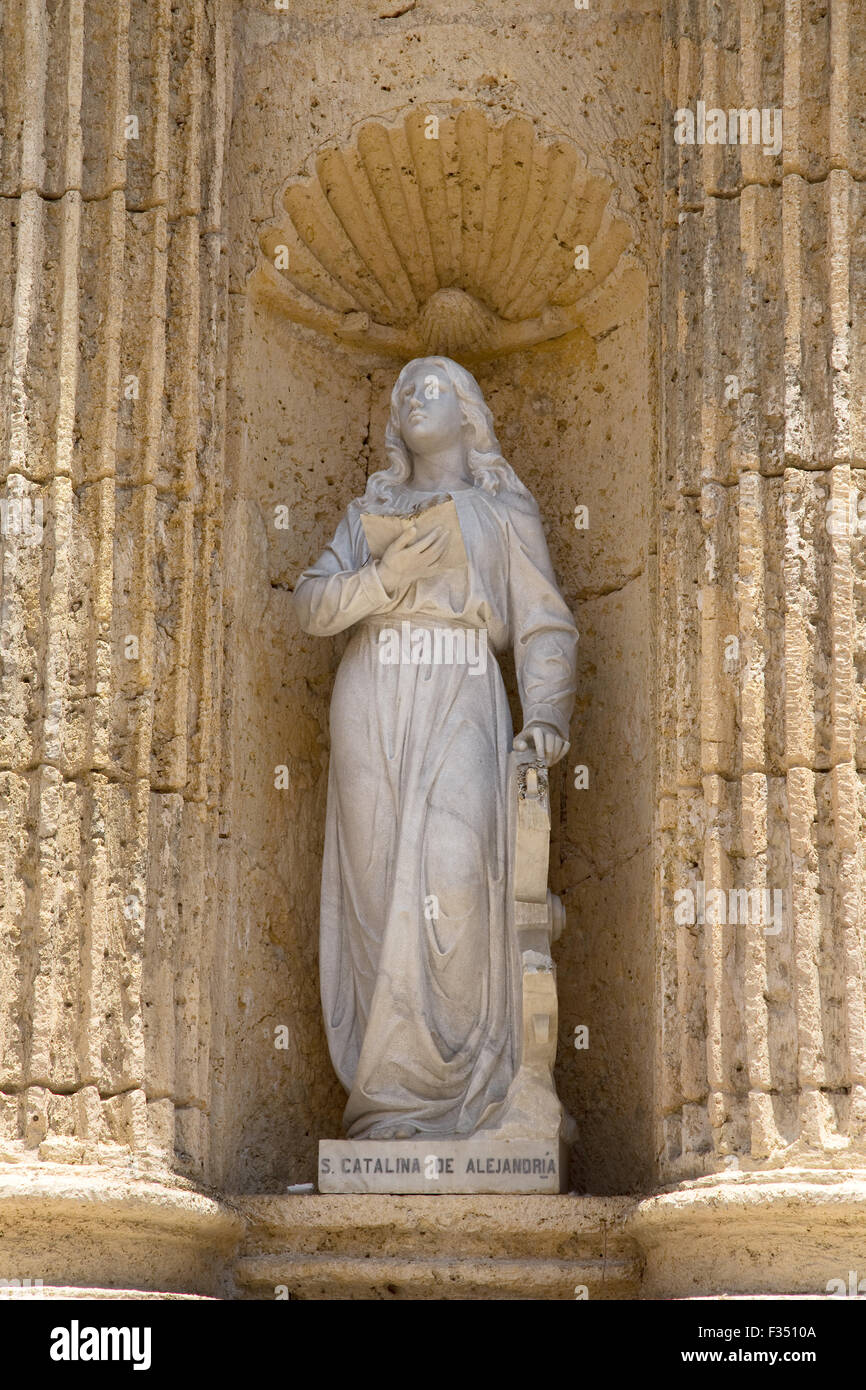 statue of catherine of alexandria Stock Photo - Alamy