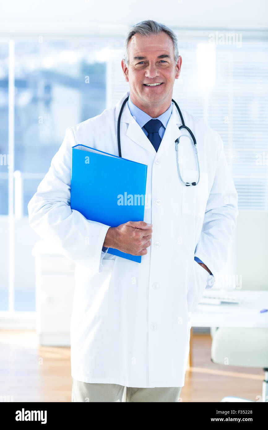 Doctor document hi-res stock photography and images - Alamy