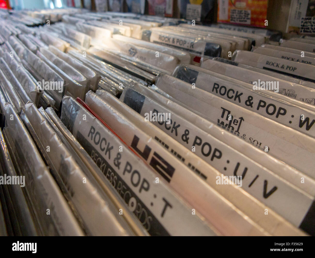 Beatles cds hi-res stock photography and images - Alamy