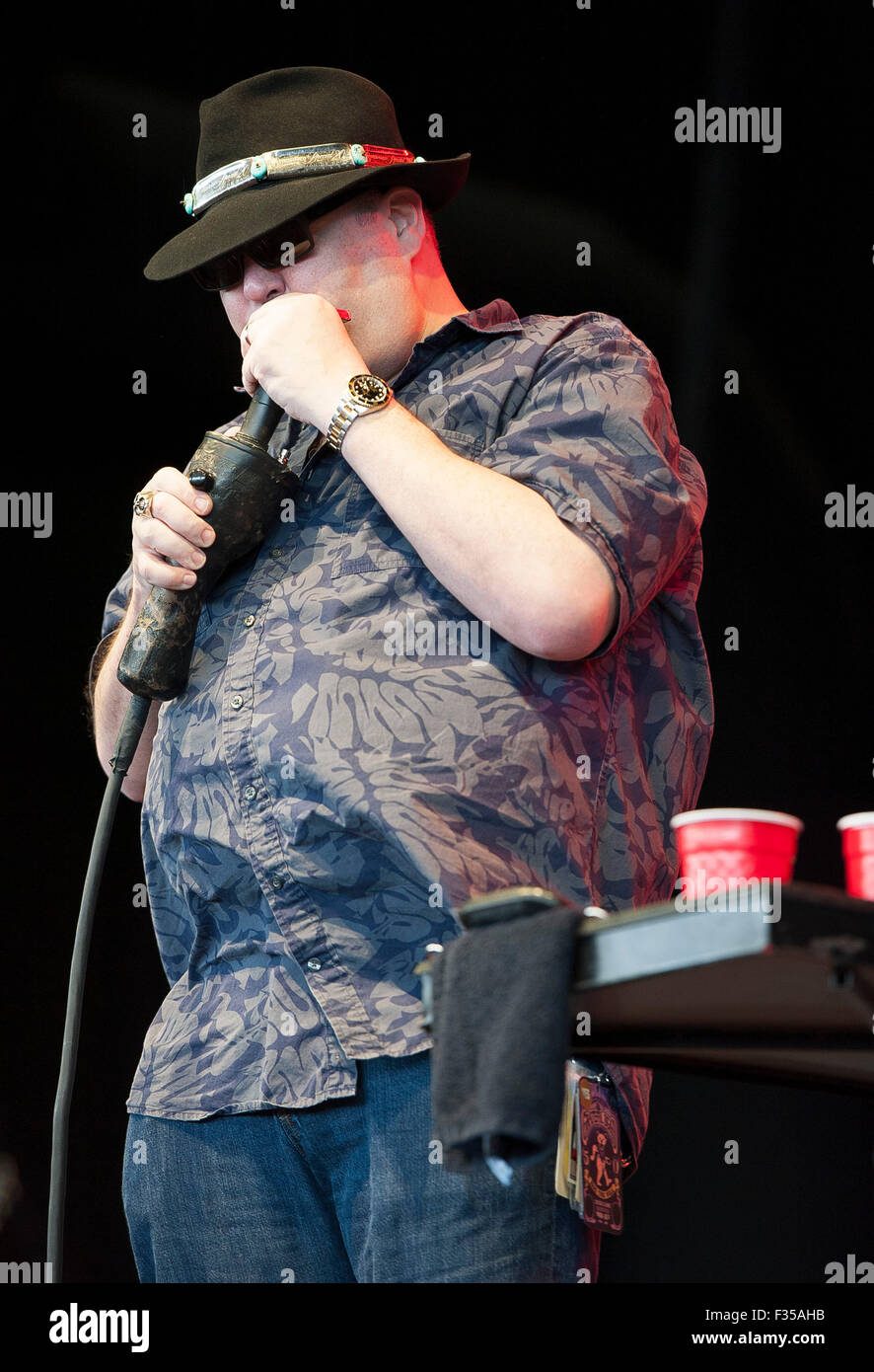 Blues traveler band hi-res stock photography and images - Alamy