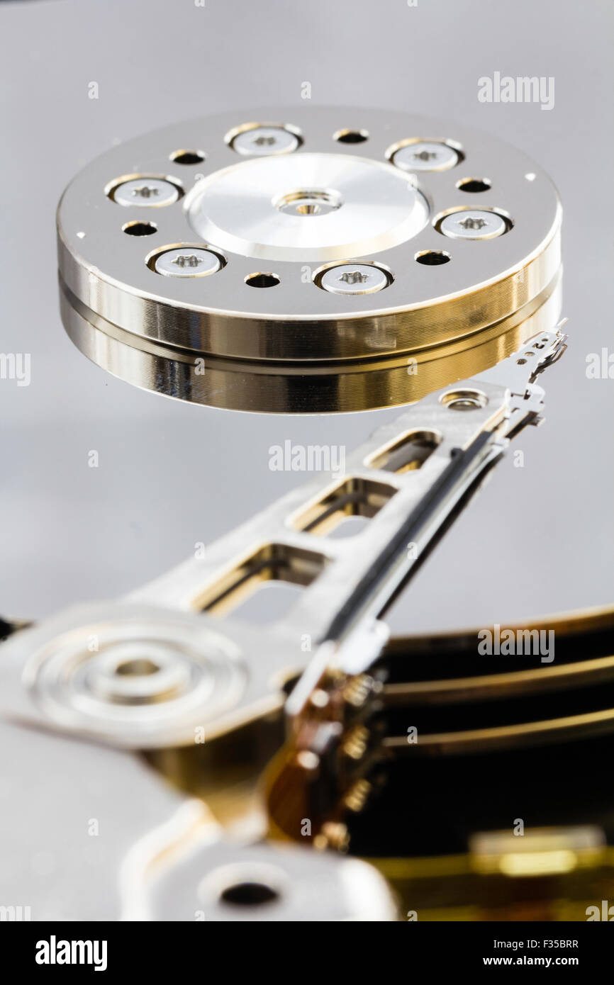 Disk spinning hi-res stock photography and images - Alamy