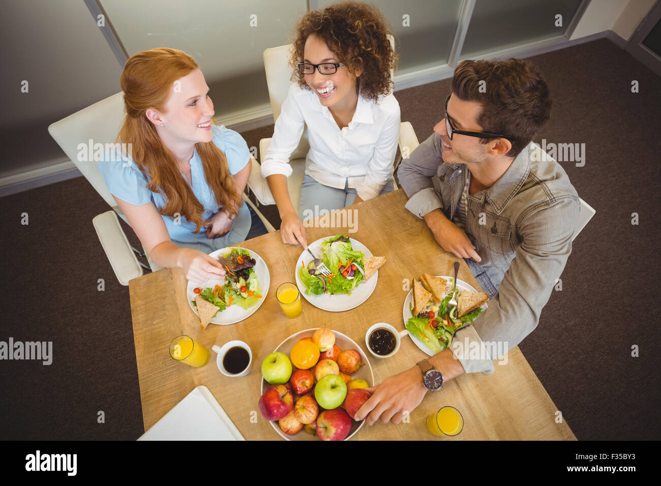Brunch people hi-res stock photography and images - Alamy