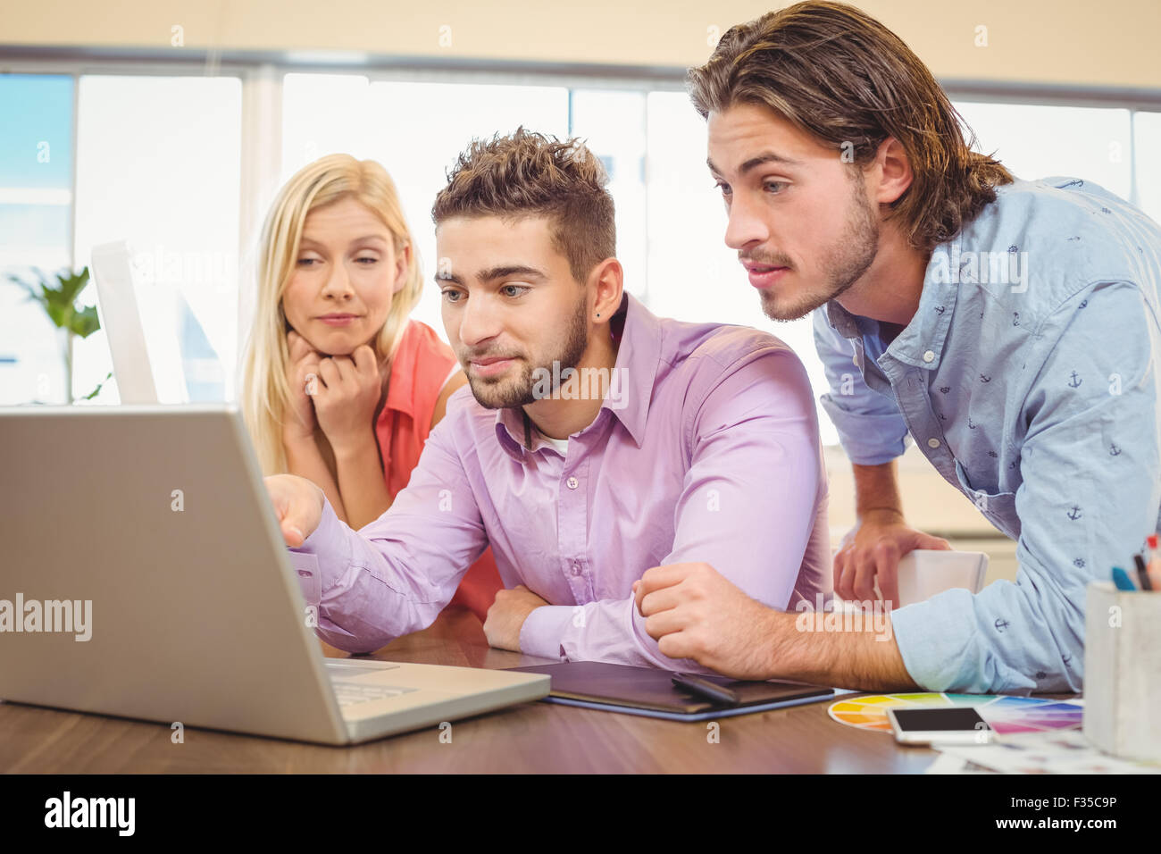 Focusing hi-res stock photography and images - Alamy