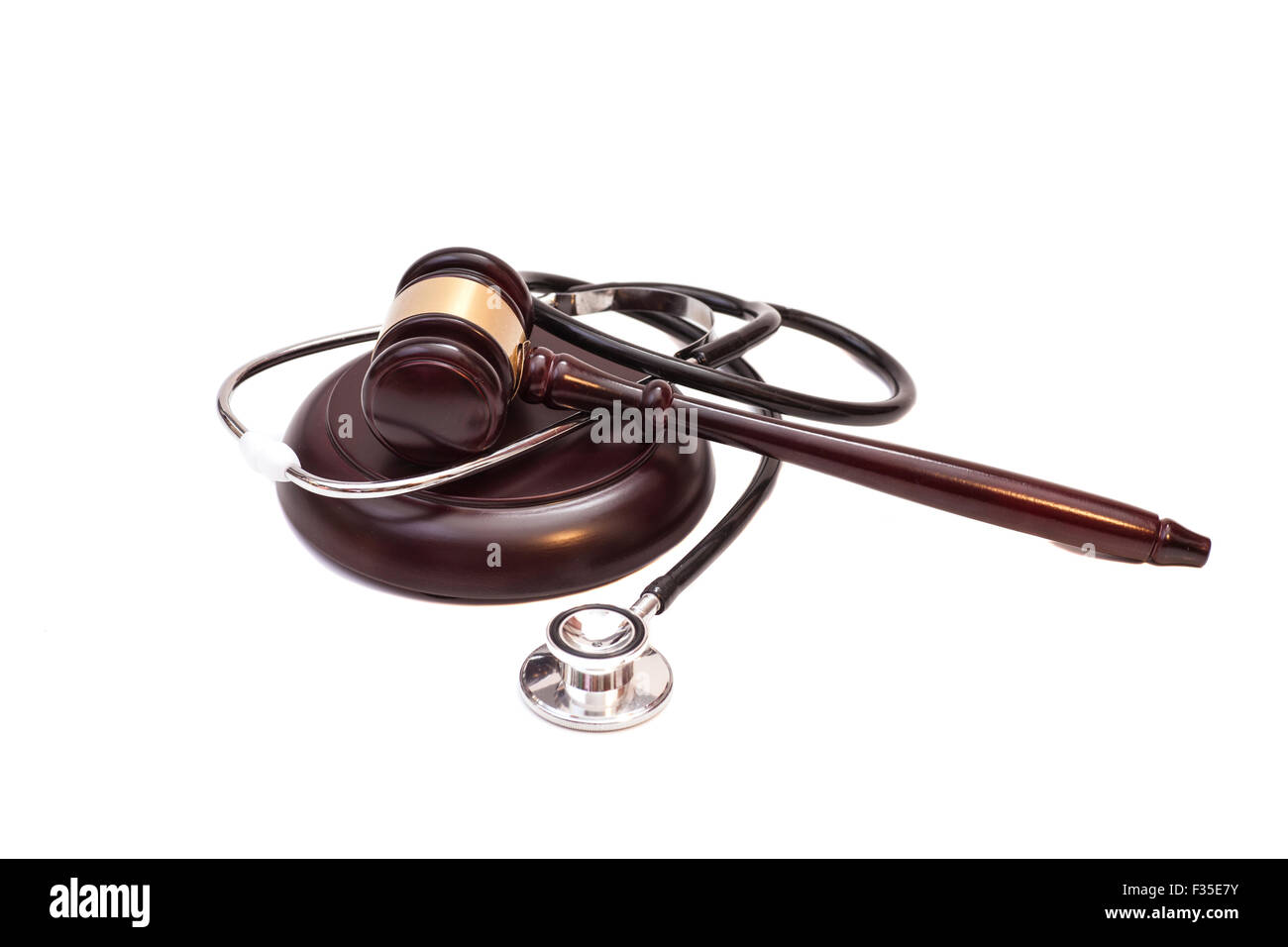 Gavel and stethoscope hi-res stock photography and images - Alamy