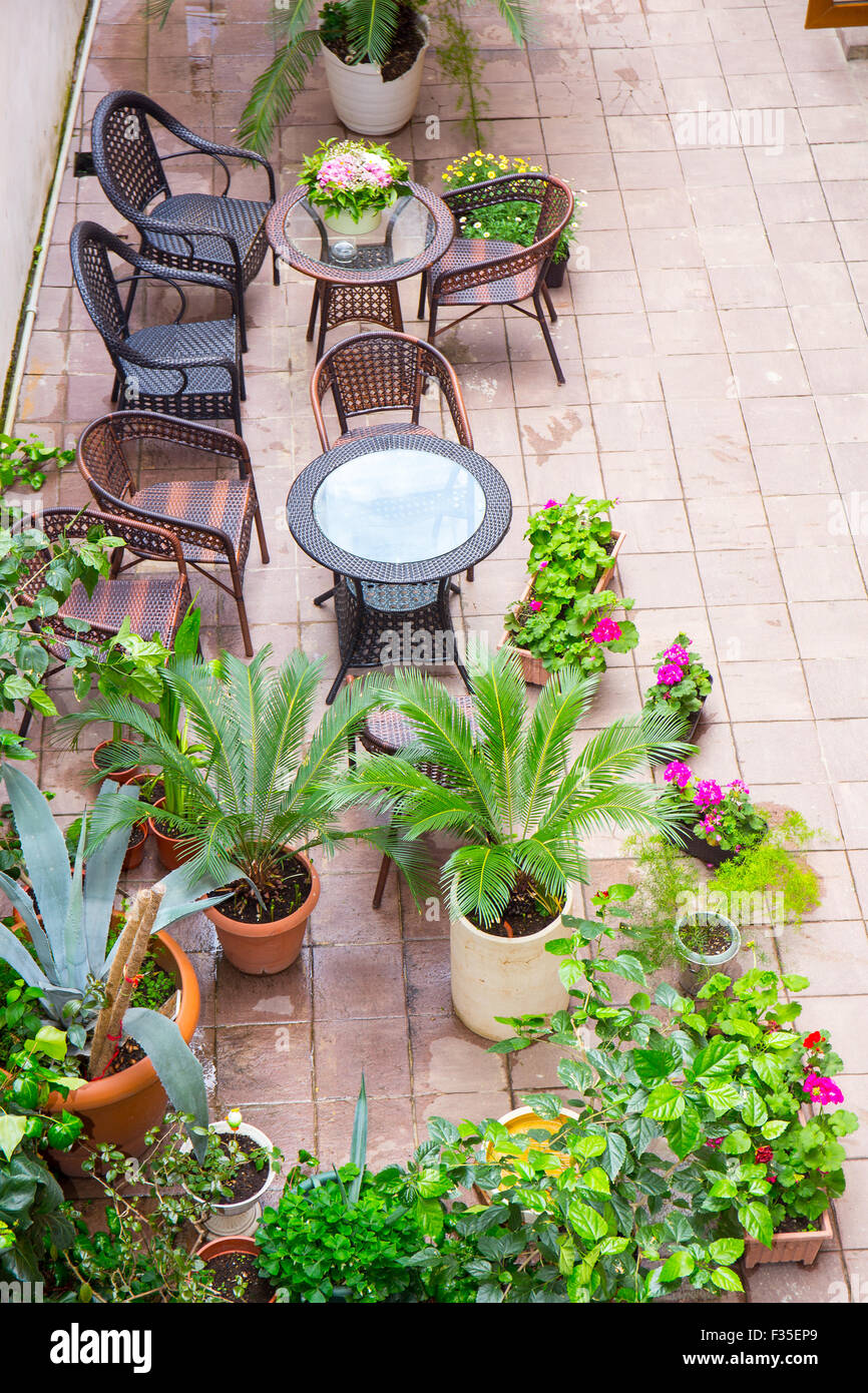 Round table with chair top view hi-res stock photography and images - Alamy