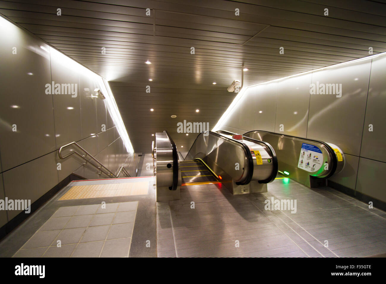 Stair case interior hi-res stock photography and images - Alamy