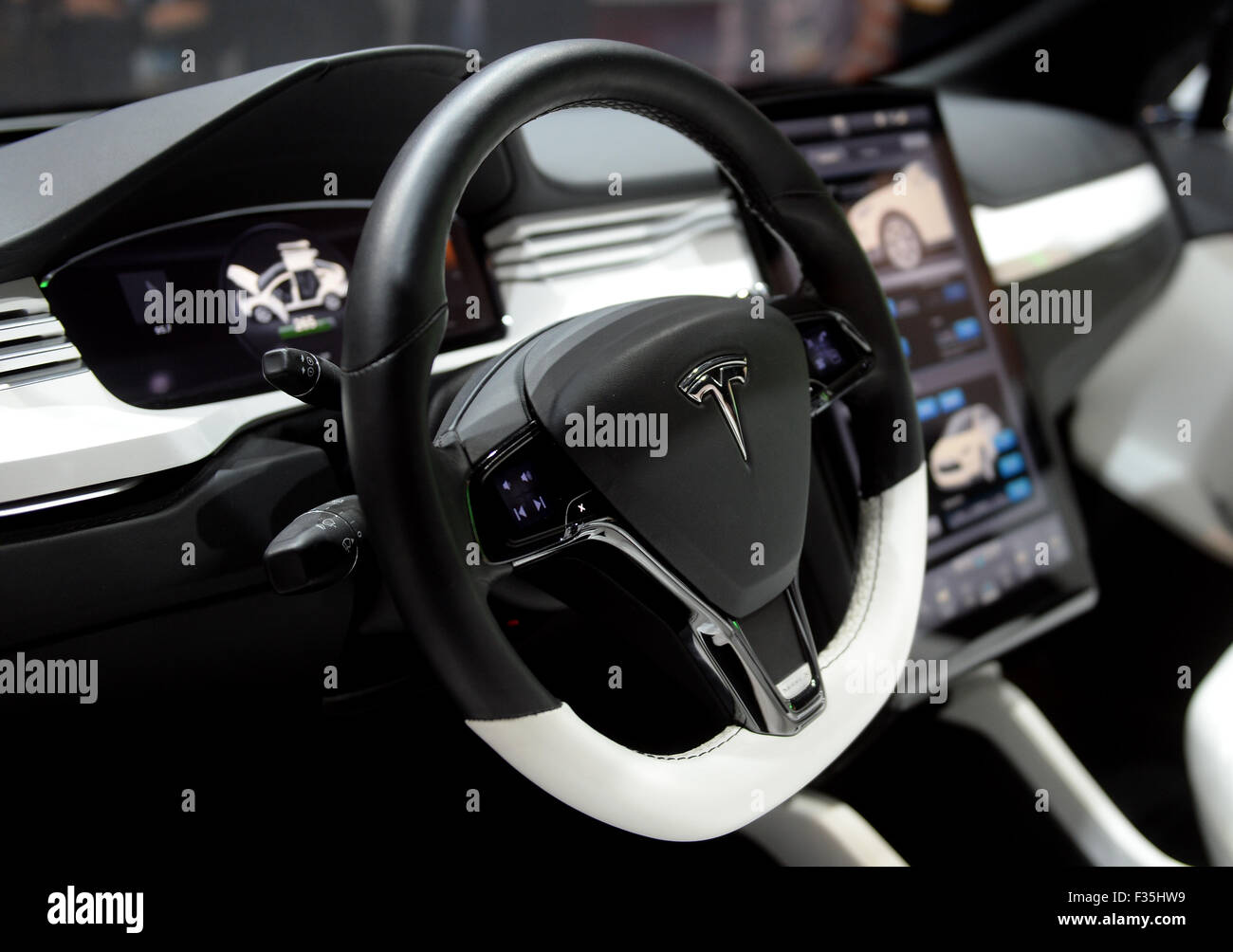 Las Vegas, Nevada, USA. 06th Jan, 2015. A view of the steering unit ...