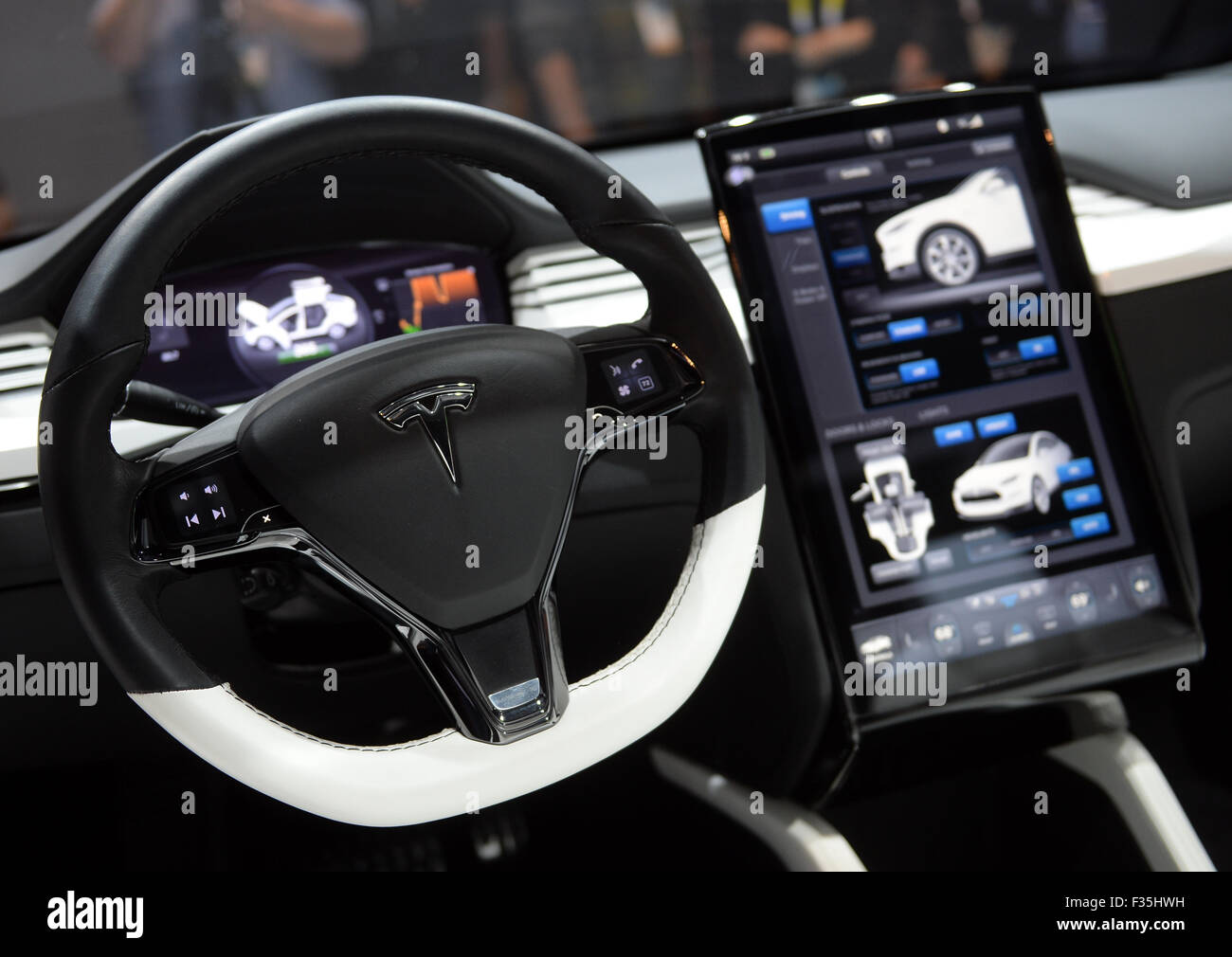 Las Vegas, Nevada, USA. 06th Jan, 2015. A view of the steering unit ...