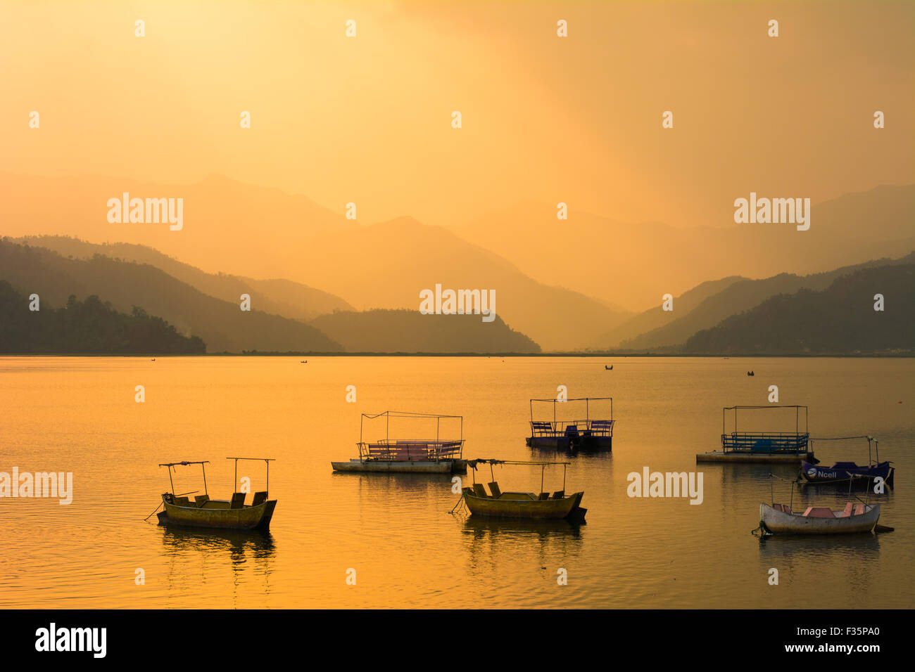 Phewa Lake in Pokhara city. Nepal Stock Photo - Alamy