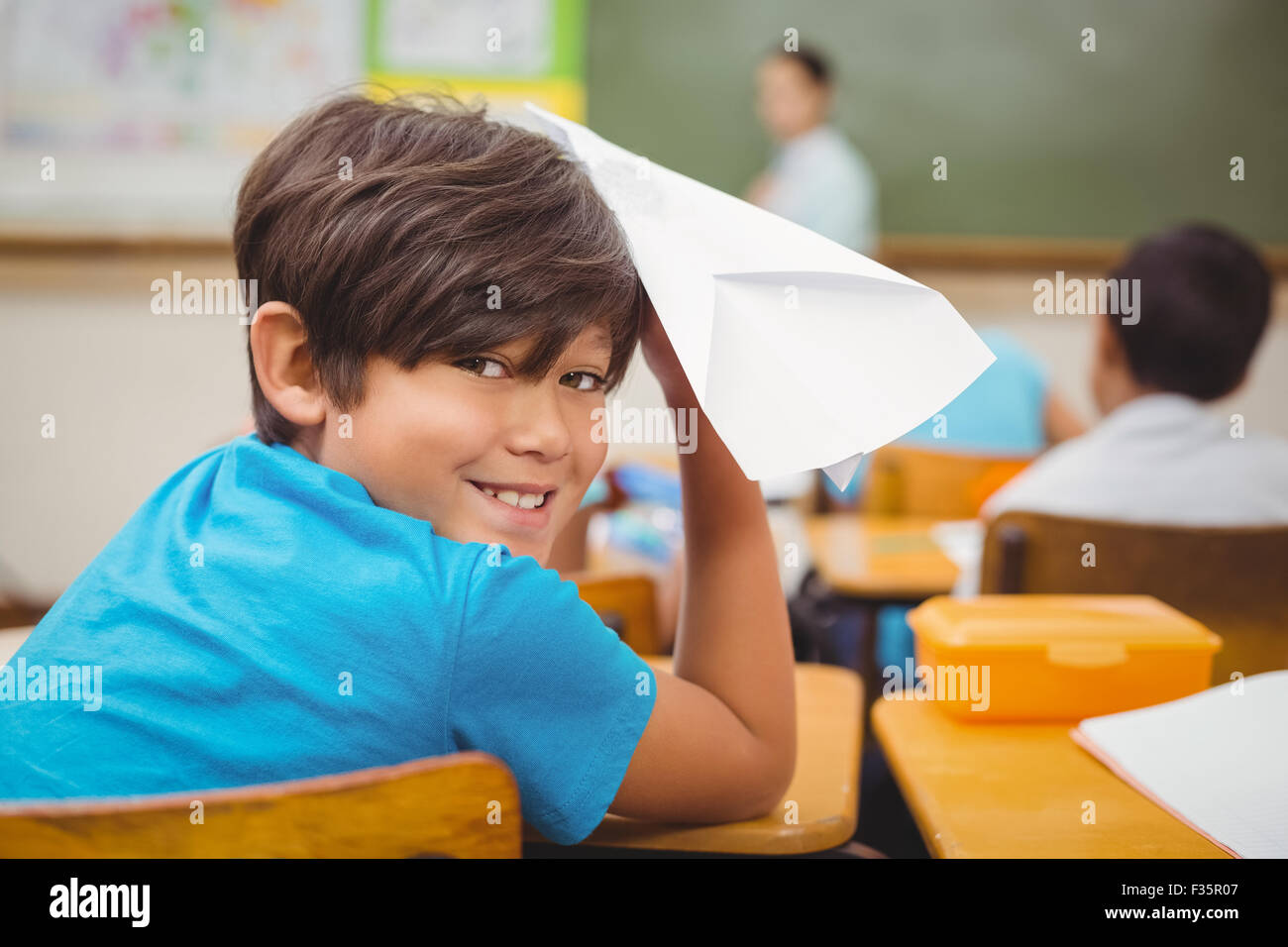 Paper airplane classroom hi-res stock photography and images - Alamy