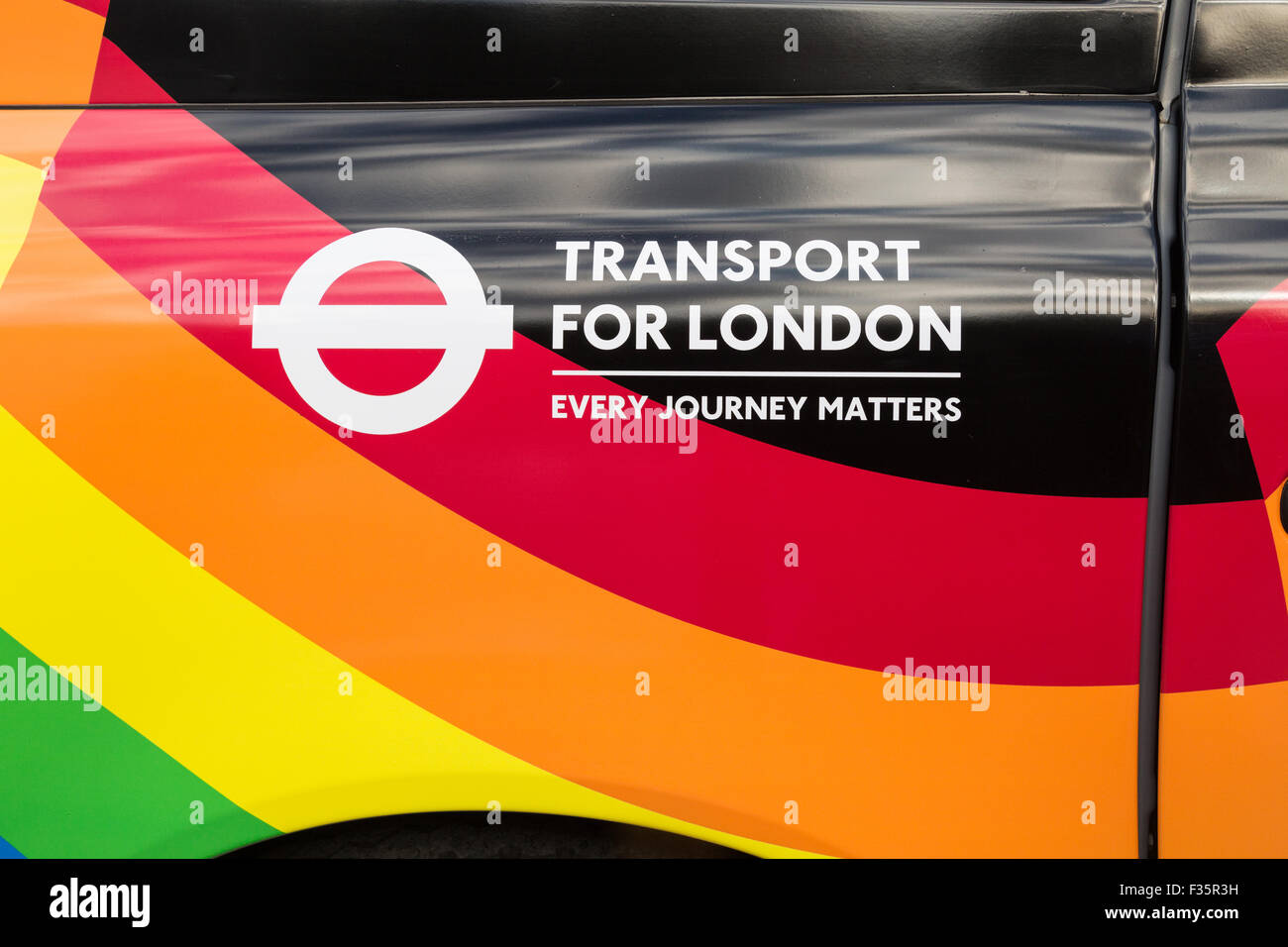 London black cab sign hi-res stock photography and images - Alamy