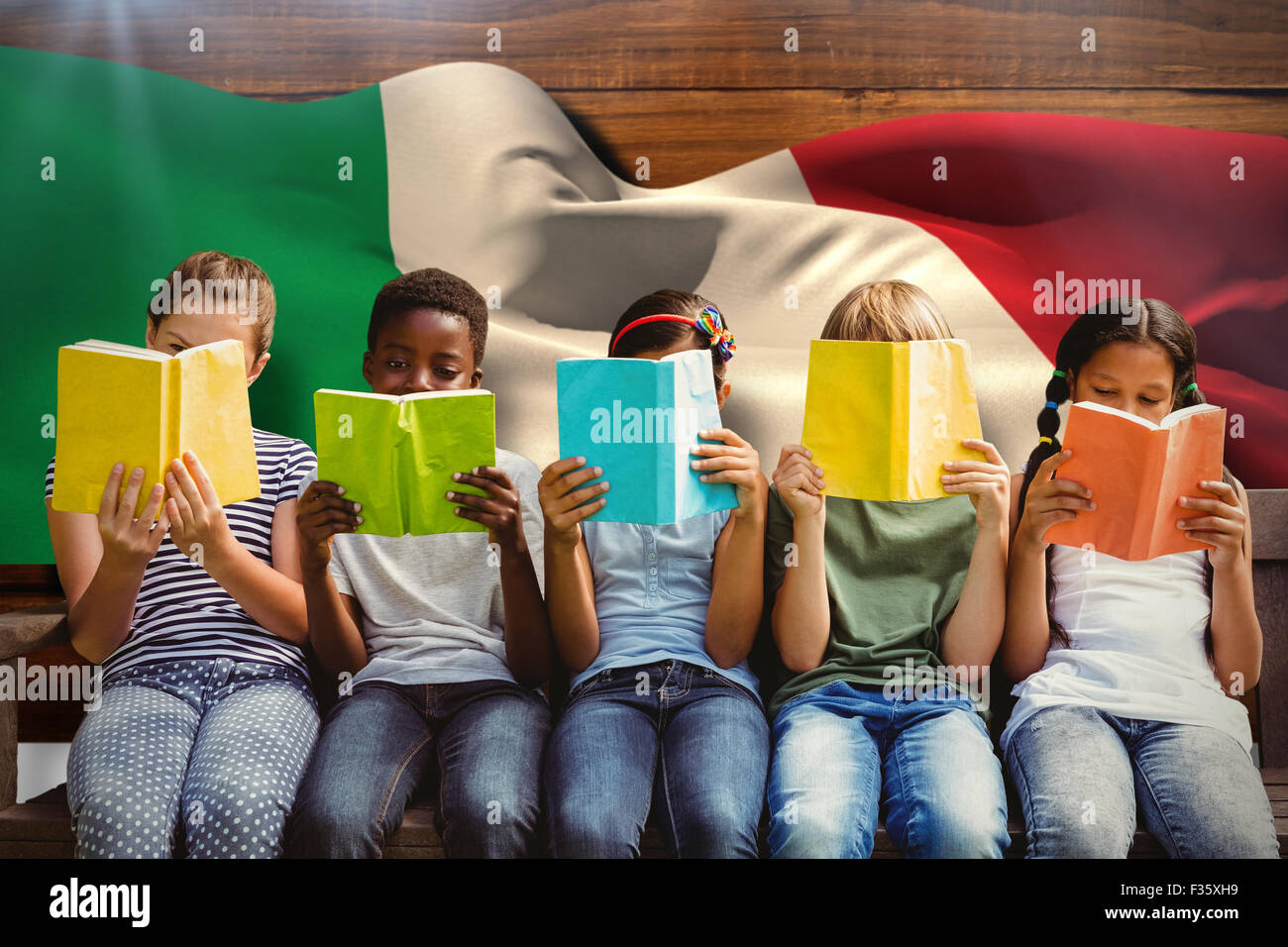 Children moving books hi-res stock photography and images - Alamy