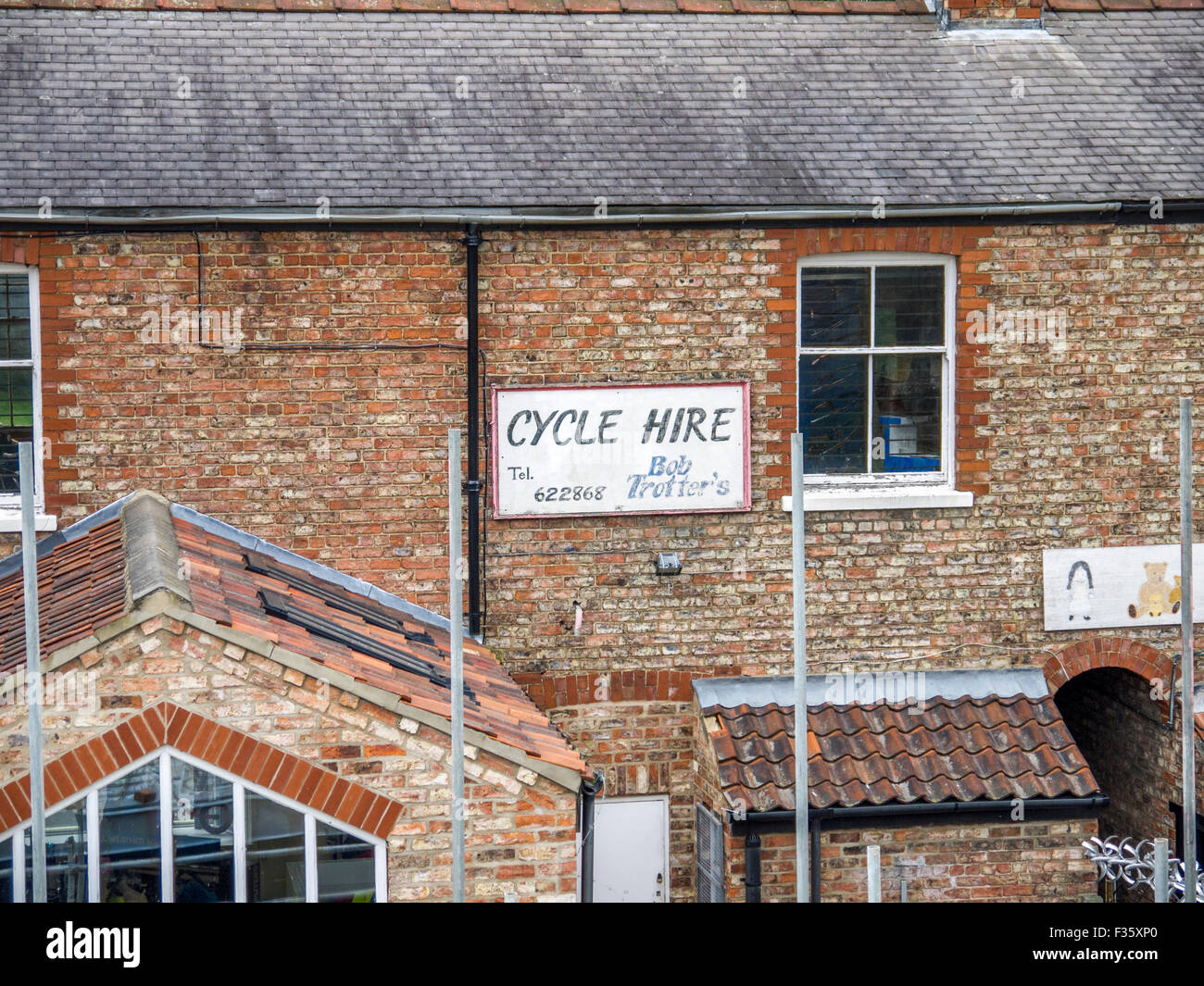 Old cycle hi-res stock photography and images - Alamy