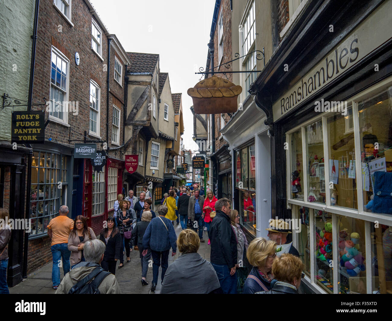 Old shopping street hi-res stock photography and images - Alamy