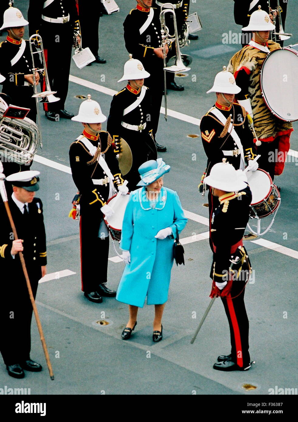 Hm the queen ii hi-res stock photography and images - Alamy