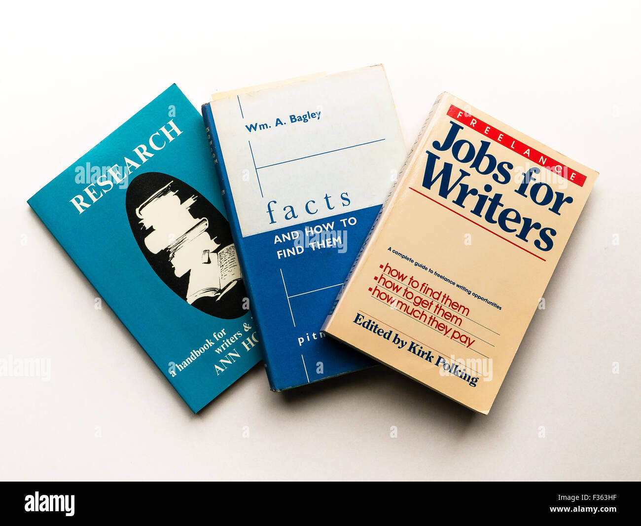 Self help books hi-res stock photography and images - Alamy