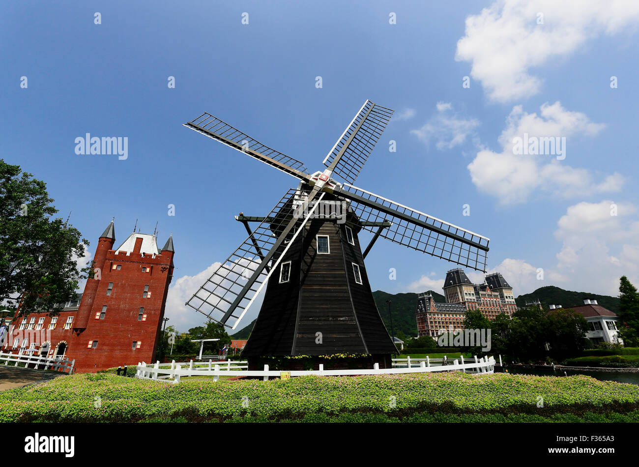 Huis ten bosch hi-res stock photography and images - Alamy