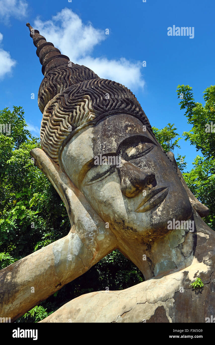 Statues of Buddhas at the Buddha Park, Vientiane, Laos Stock Photo - Alamy