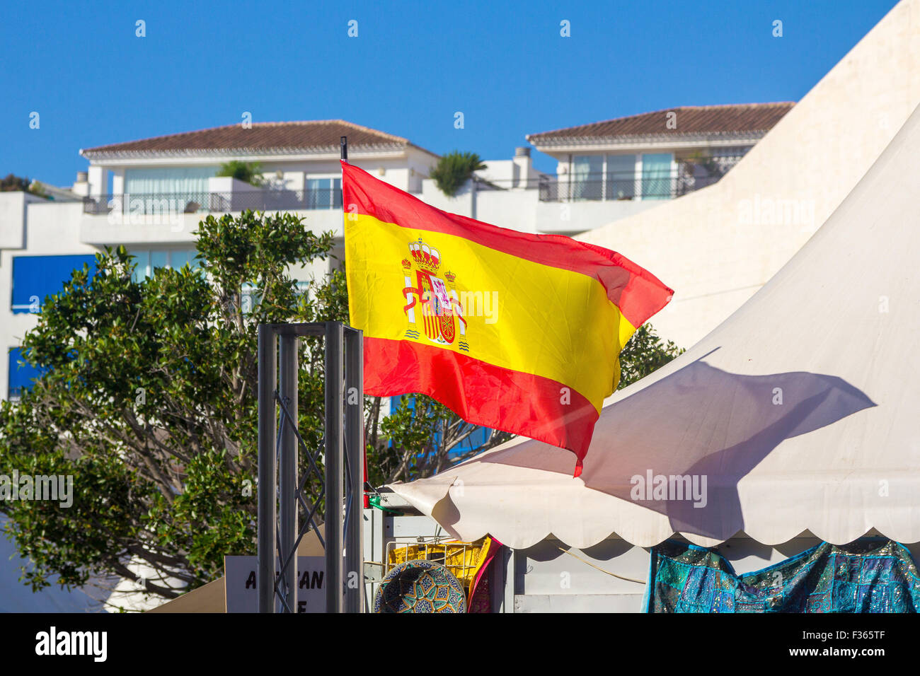 Spain flag waving hi-res stock photography and images - Alamy