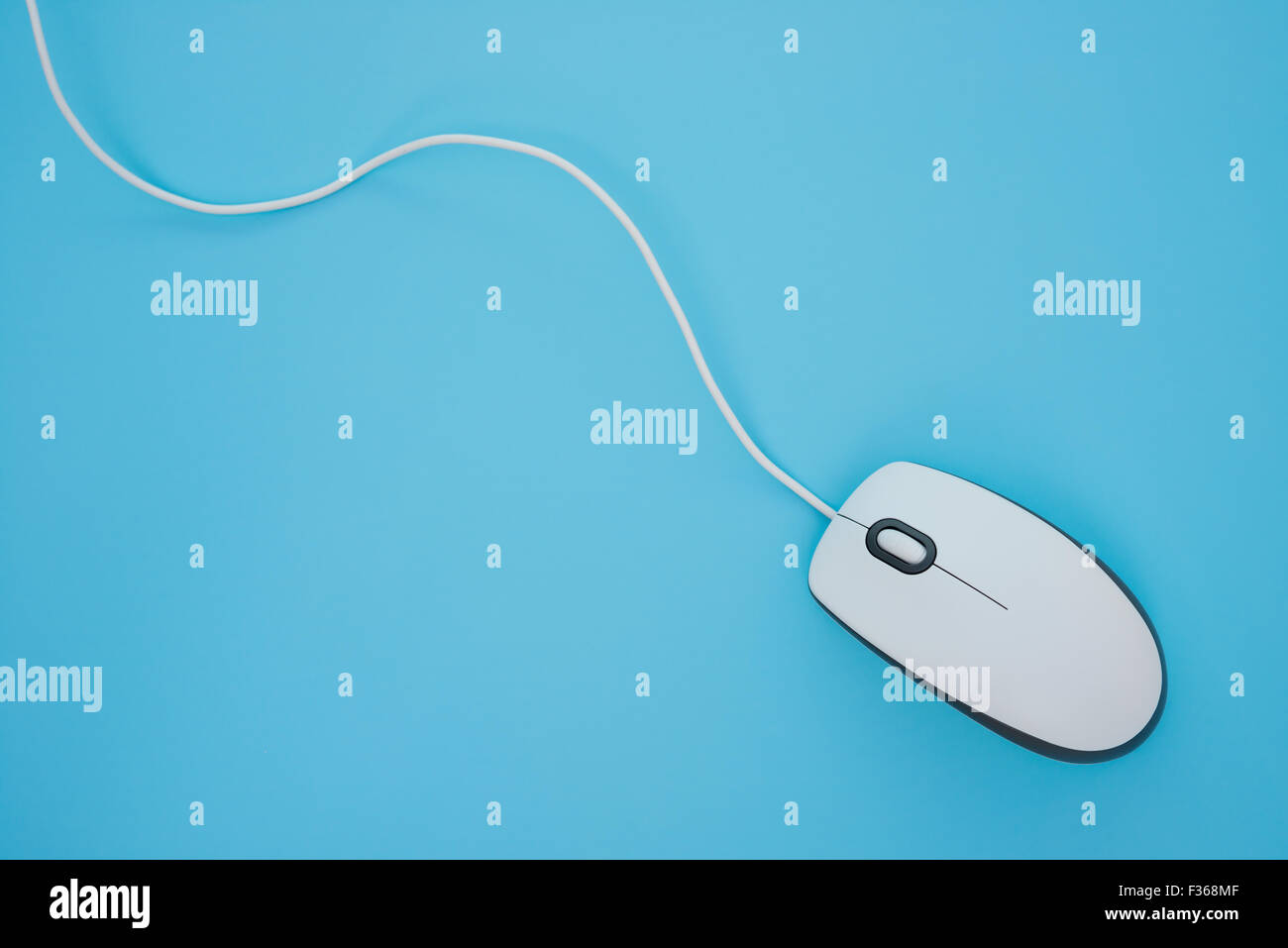 Blue white computer mouse hi-res stock photography and images - Alamy