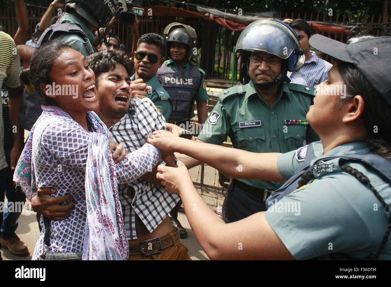 Bangladesh police hi-res stock photography and images - Alamy