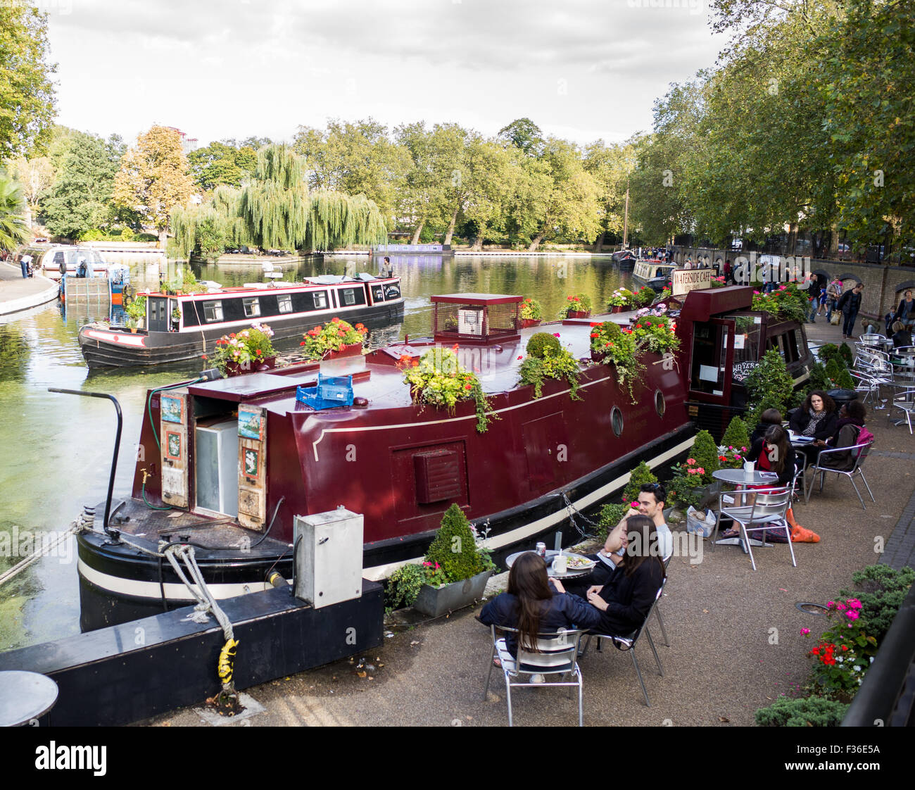 Waterside cafe in Paddington basin London Britain Stock Photo - Alamy