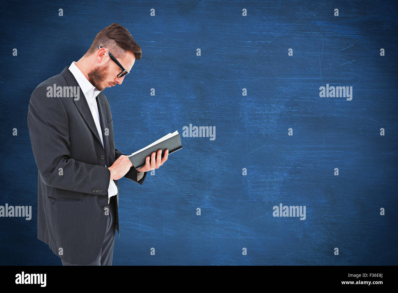Black man reading hi-res stock photography and images - Alamy