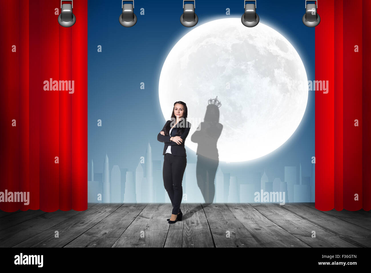 Queen on stage hi-res stock photography and images - Alamy