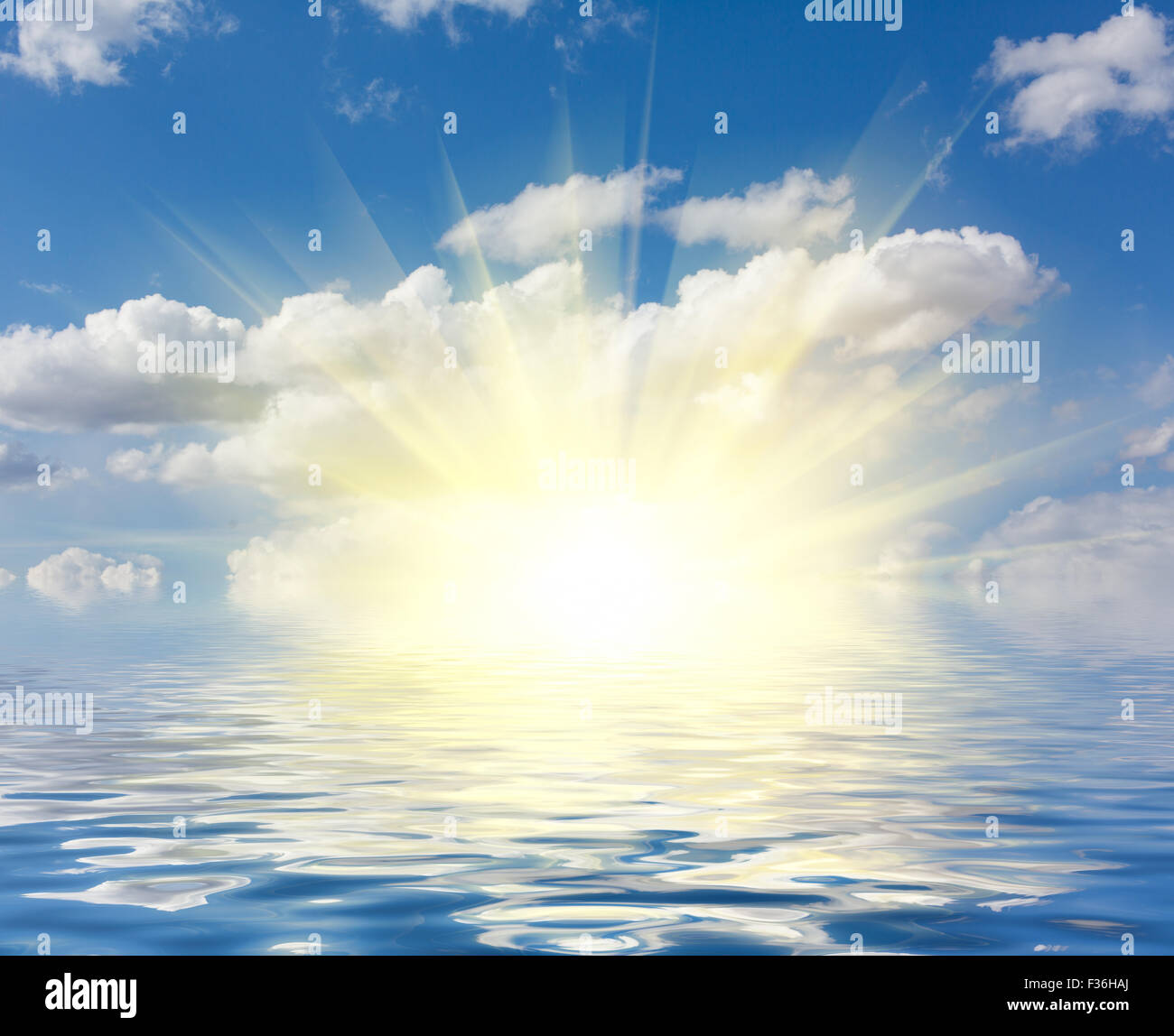 perfect sky and water of ocean Stock Photo - Alamy