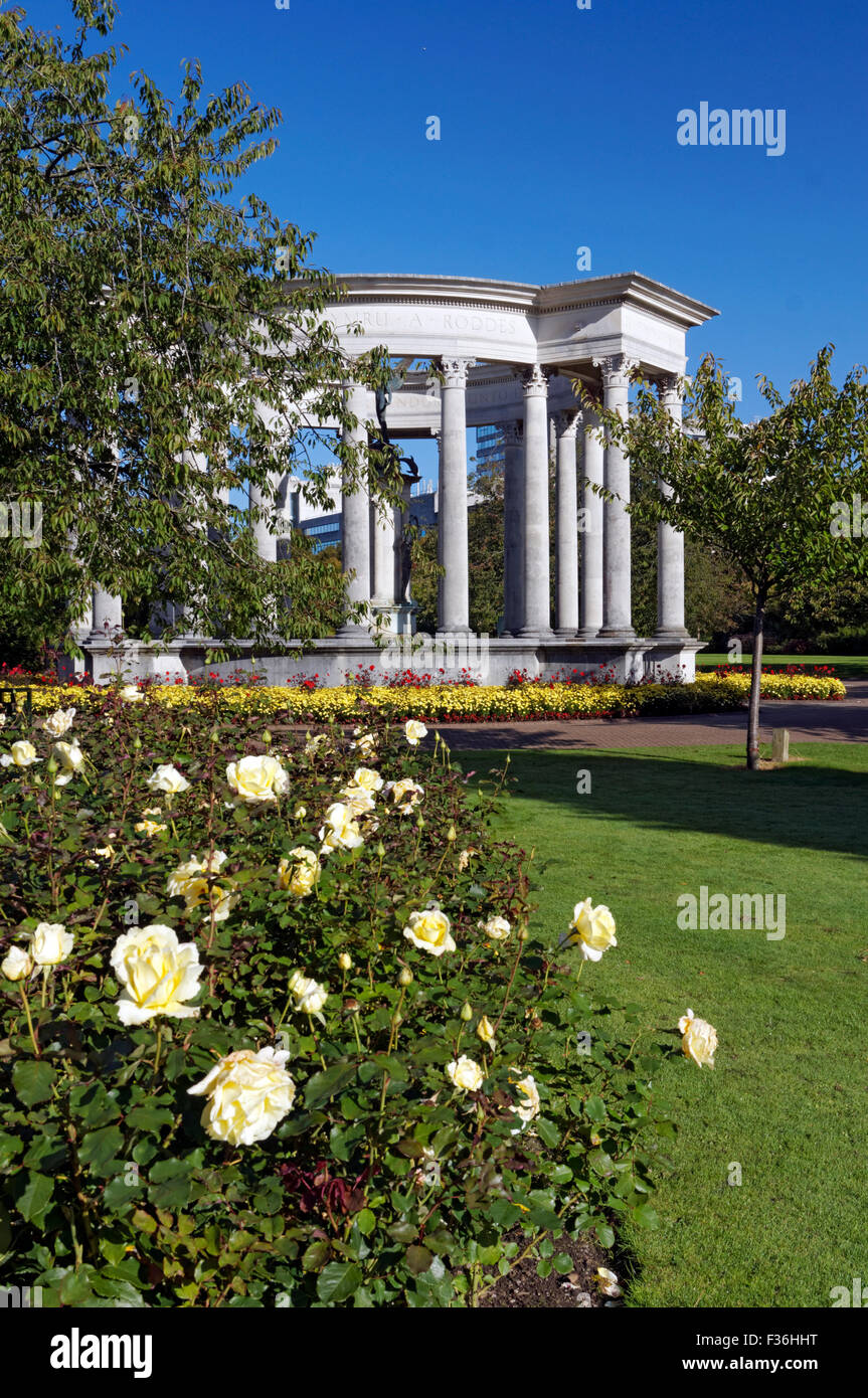 National War Memorial and Roses, Alexandra Gardens, Cathays Park ...