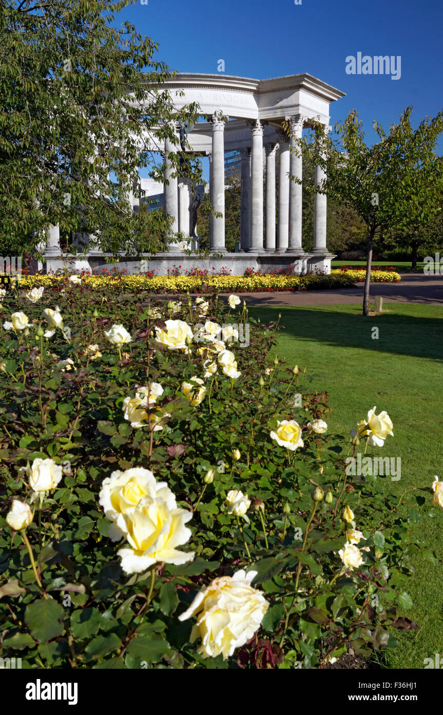 National War Memorial and Roses, Alexandra Gardens, Cathays Park ...
