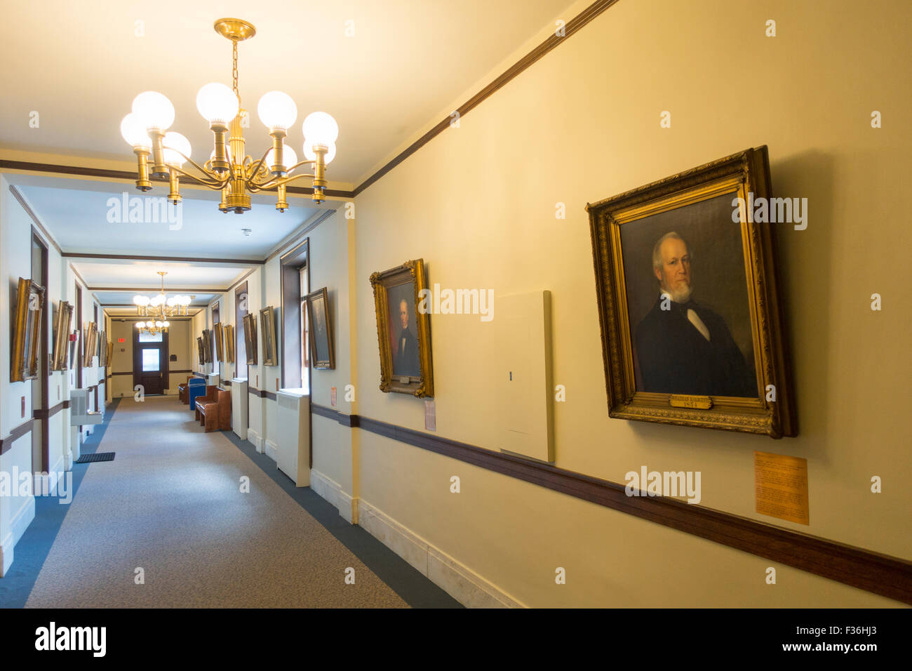 New Hampshire state capitol building Concord NH Stock Photo - Alamy